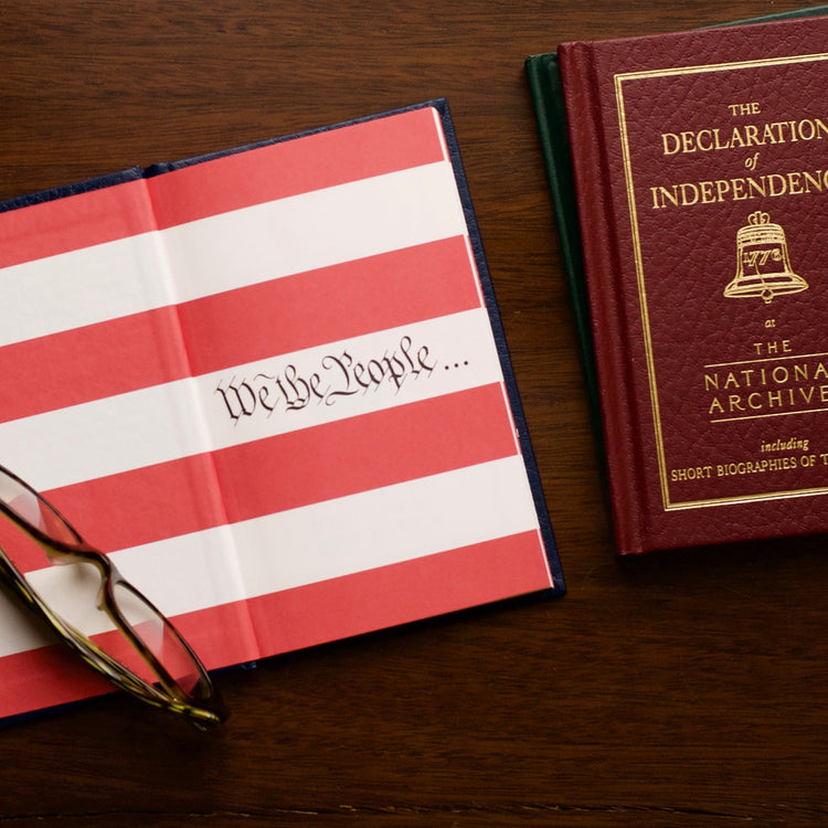 The Constitution of the United States of America Pocket-sized Hardcove